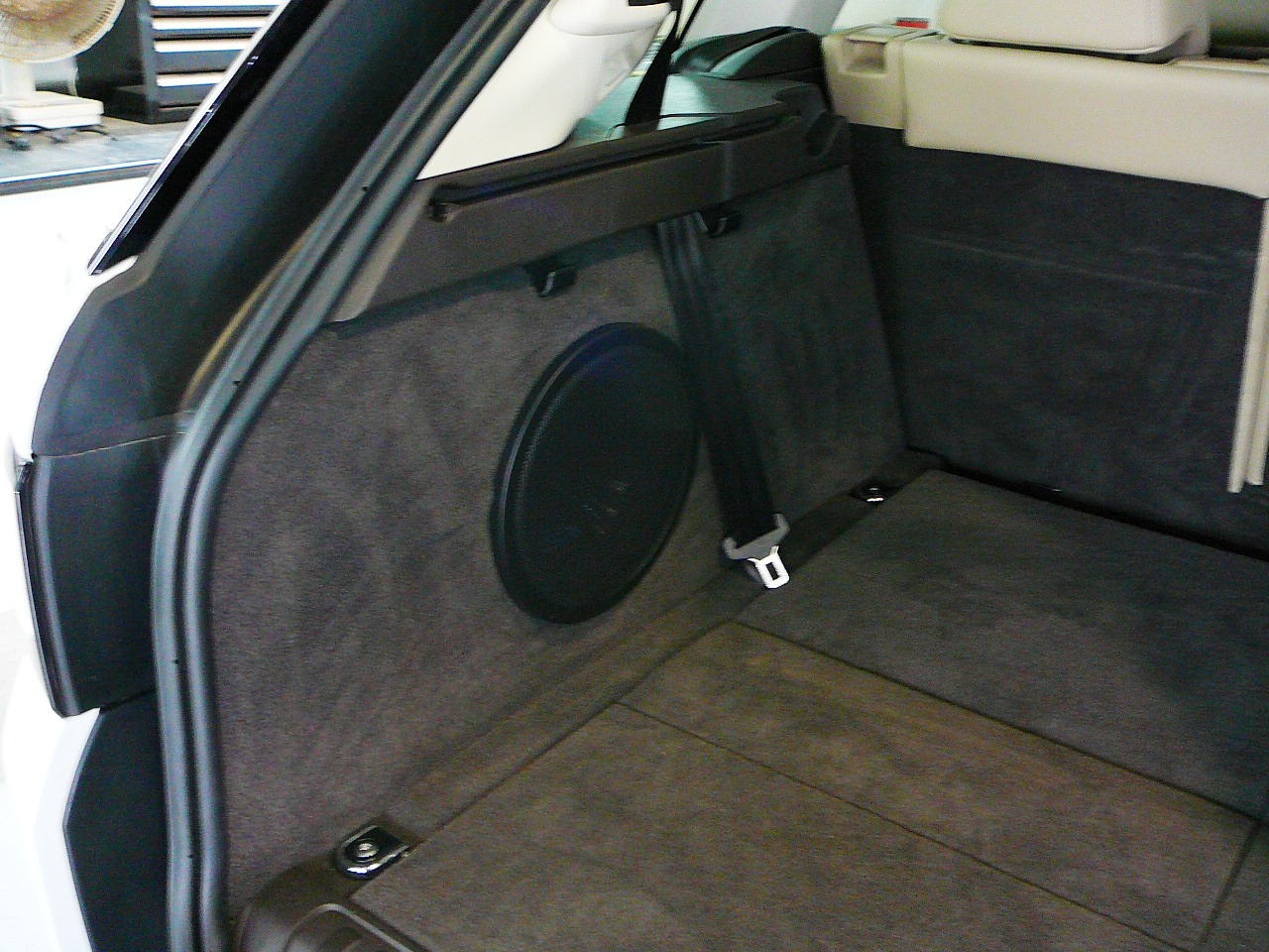Land Rover Range Rover Subwoofer Installation In Pomona, CA